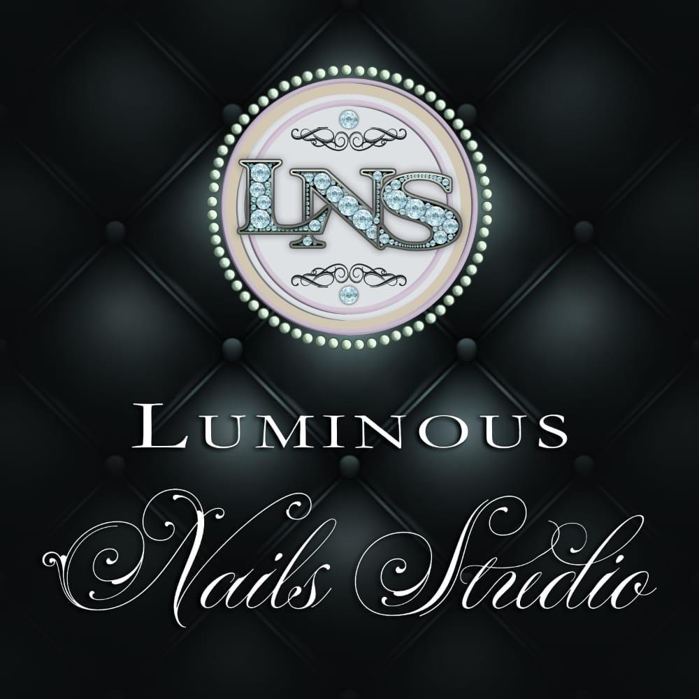 Luminous Nails Studio logo